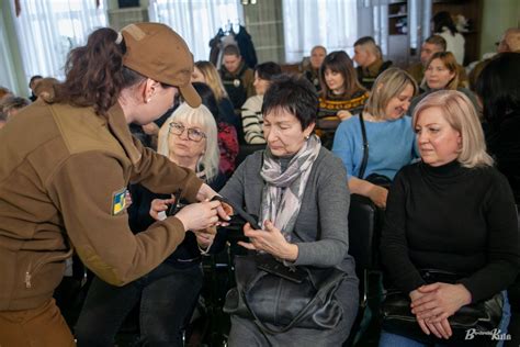 У столиці відпрацювали дії на випадок позаштатної ситуації у закладах освіти ФОТО Вечірній Київ