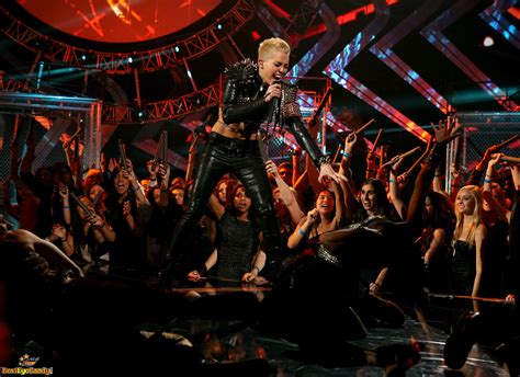 Miley Cyrus Photo 2060745 3000x2179