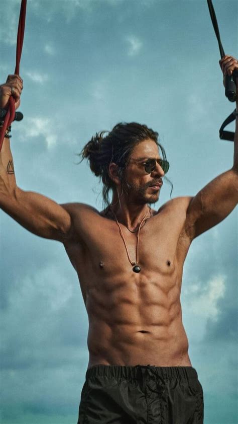 Shah Rukh Khan Diet And Workout ಏನೇ ಕೊಟ್ರೂ ತಿನ್ನೋ ಶಾರುಖ್‌ ಖಾನ್‌ 59