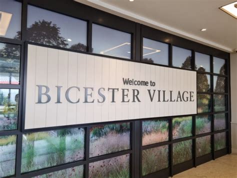 영국 런던 여행 비스터 빌리지 후기 가는 방법 영국 런던 쇼핑 비스터 빌리지 Vip Pass 10 할인 쿠폰 바우처와£