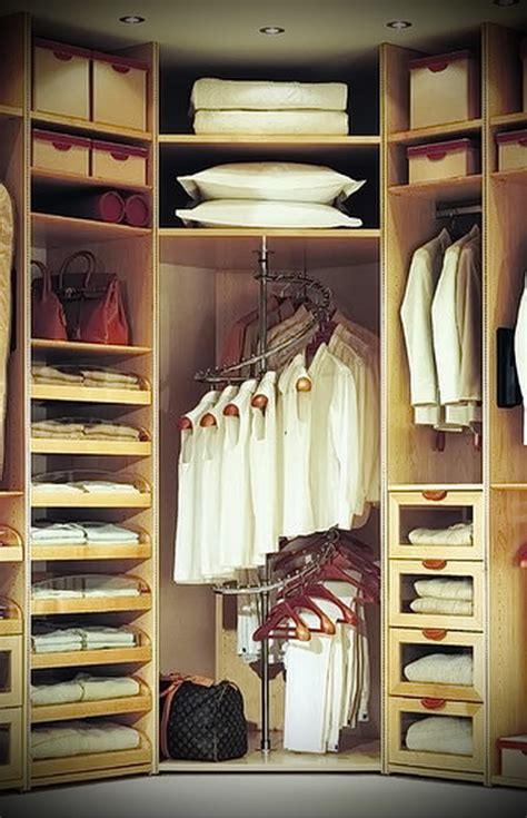 Уютная и функциональная гардеробная с акцентом на удобство Design