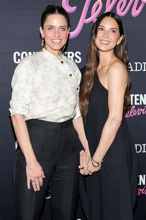 Amanda Peets Drunken Night Inspired Your Friends And Neighbors Fight