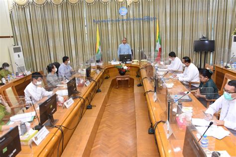 ပြည်ပနိုင်ငံများသို့ စေလွှတ်မည့် စီးပွားရေးသံမှူးများနှင့် တွေ့ဆုံလမ်းညွှန်ပွဲ အခမ်းအနားသို့ ပြည