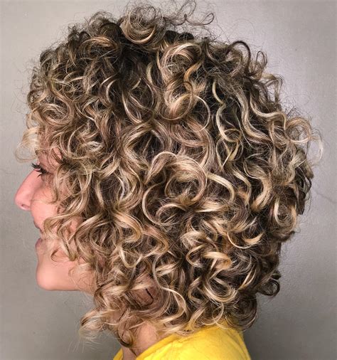 50 Top Curly Bob Hairstyle Ideas For Every Type Of Curl To Try In 2022