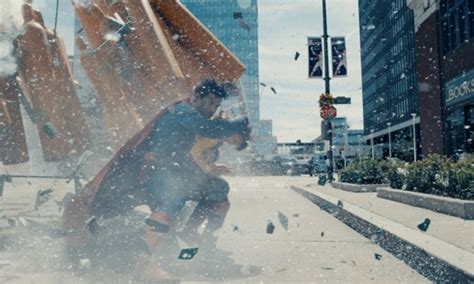 외계인 아니고 그냥 사람…돌아온 히어로 슈퍼맨 [엑s 리뷰]