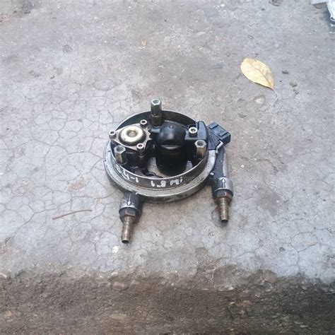 Моно инжекцион Горна Част С Дюза За Фолксваген Пасат Б3 Б4 1 8Ми Vw Passat B3 B4 1 8