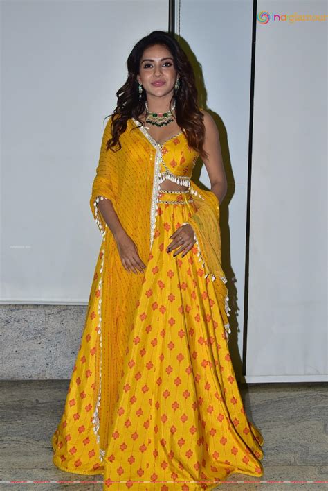 Mahima Nambiar Actress Hd Photos Images Pics And Stills Indiglamour Com