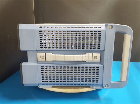 Znb8 4 포트 B14 B15 누비콤 중고 계측기 판매 · 계측기 수리 · It 중고 기기 판매 · It 기기 매입