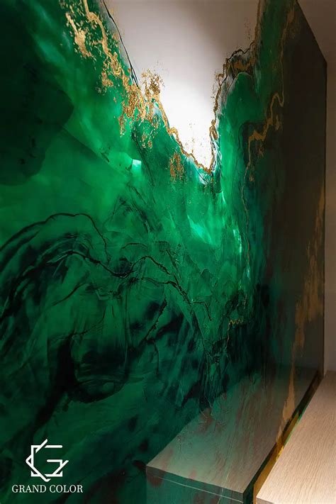 ვენეციანკა მწვანე მარმარილოს ეფექტი თბილის