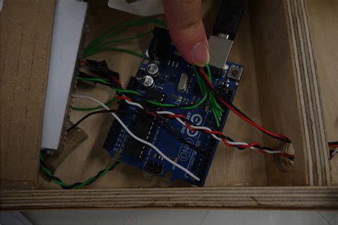 Led Signal Wires Chunking On The Arduino Microcontroller Download