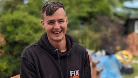 Izzy The Bricky Explores Old School Bricklaying With Guests Fix Radio