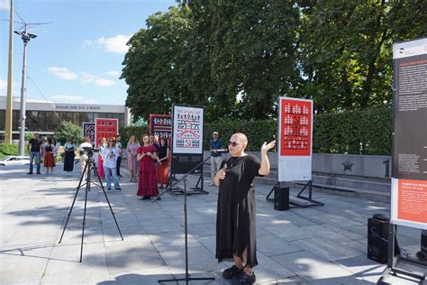У столиці мистецький проєкт розповідає про Голодомор за допомогою доповненої реальності