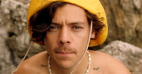 해리 스타일스 베스트팝 솔로 퍼포먼스 수상 [63회 그래미 어워드]