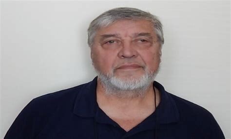 Почина главният архитект на Община Троян Боян Кръстев Троян експрес