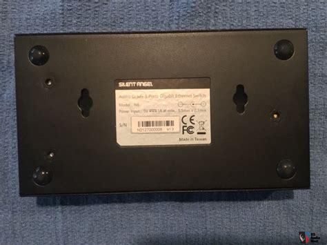 Silent Angel Bonn N8 Ethernet Switch With Matching Forester F1 Linear