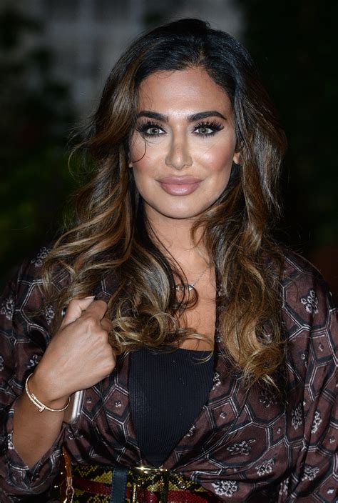 Makeup Mogul Huda Kattan Announces Facebook Watch Series And We Cant