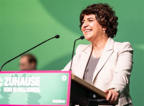 Kölnde Berîvan Aymaz İkinci Turda Kaybetti