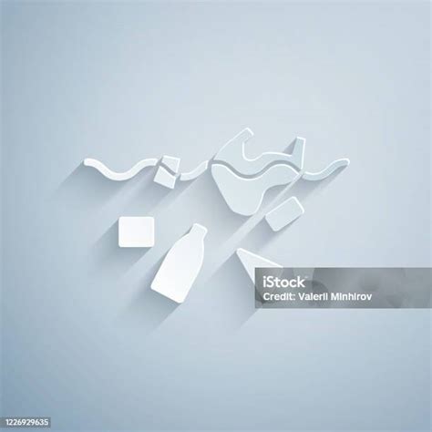 종이 절단 회색 배경에 고립 된 바다 아이콘의 오염 문제 바다에 쓰레기 비닐 가방 종이 아트 스타일입니다 벡터 일러스트레이션 0명에 대한 스톡 벡터 아트 및 기타 이미지