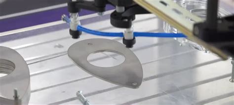 Perekatan Robot Di Industri Mebel Igus Indonesia