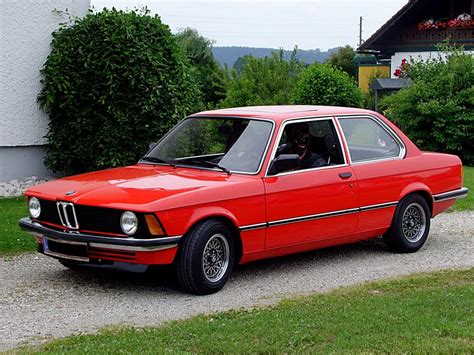 Bmw318i108psbaujahr1980am Weg Zu Einer Oldtimerveranstaltung110703