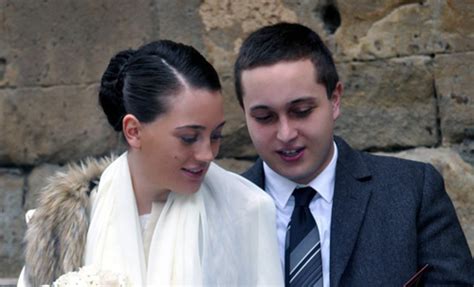 ადგა და ავტომატის ჯერი მიუშვა კვირის პალიტრა