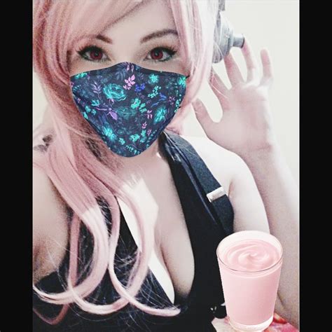 who recognizes this character despite the mask i ve made this headset from scraps and i m very