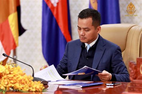 ឧបនាយករដ្ឋមន្រ្តី ស សុខា បណ្ដេញលោកអនុសេនីយ៍ឯក ណាត រតនា មន្ដ្រីនៃអធិការដ្ឋាននគរបាលស្រុកកញ្ជ្រៀច