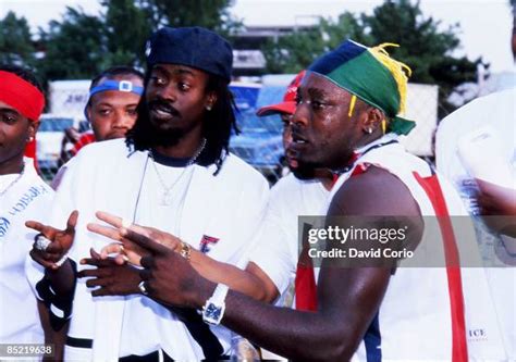 Photo Of Beenie Man Beenie Man And Elephant Man Backstage At Randalls News Photo Getty Images