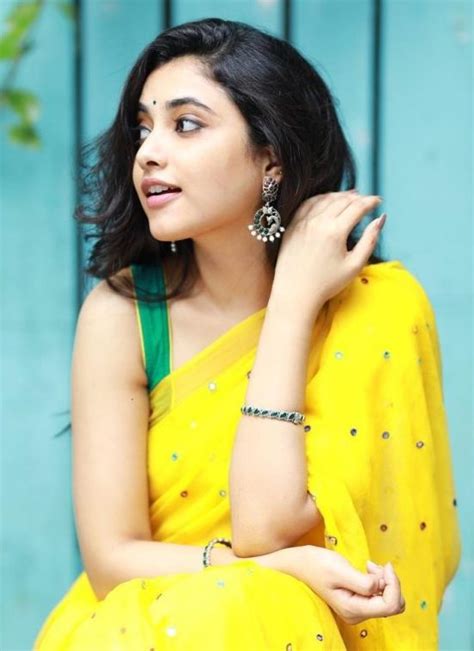 Priyanka Mohan Hot Photos Pics New Images Wallpapers