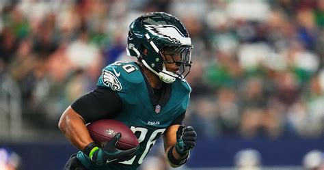 Fantasy Football Week 11 Rankings Box Score Stat Projections Top Waiver Wire Adds News