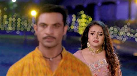 Stream Gopi Takes A Stand Season 2 Episode 6 Gopi Takes A Stand On Hotstar