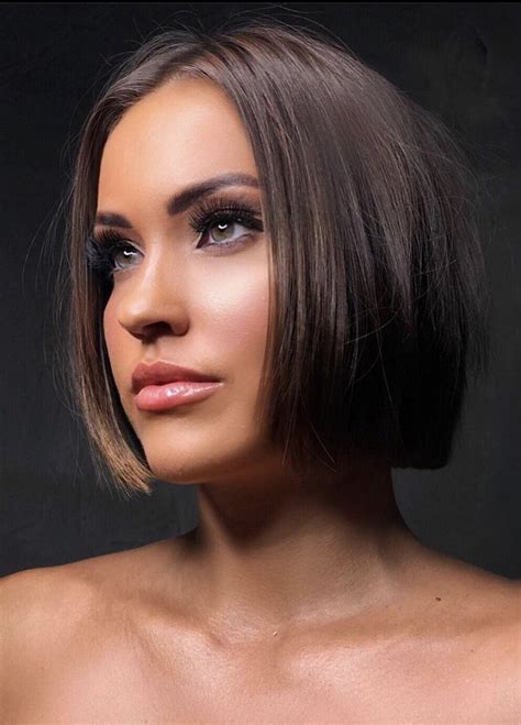 48 Mesmerizing Short Hair With Bangs For 2024 Artofit