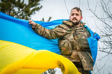 Дуже гарні хлопці Як росіяни на Курщині реагують на бійців ЗСУ