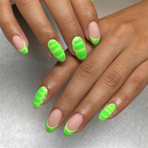 22 Neon Nail Designs That Will Give You Major Vacation Vibes This Season