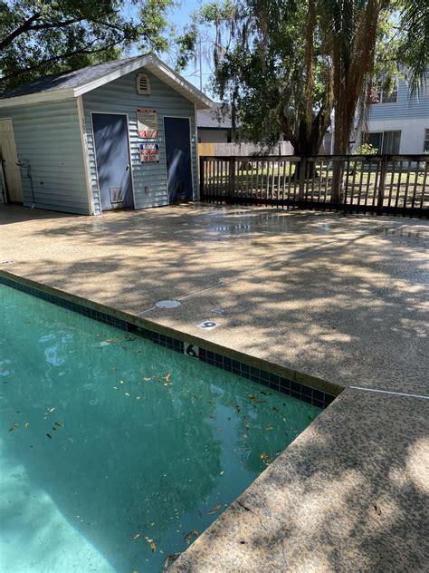 Propertymanagement Hoa Tampavendors Pressurewashing Pooldeckcleaning Summerready