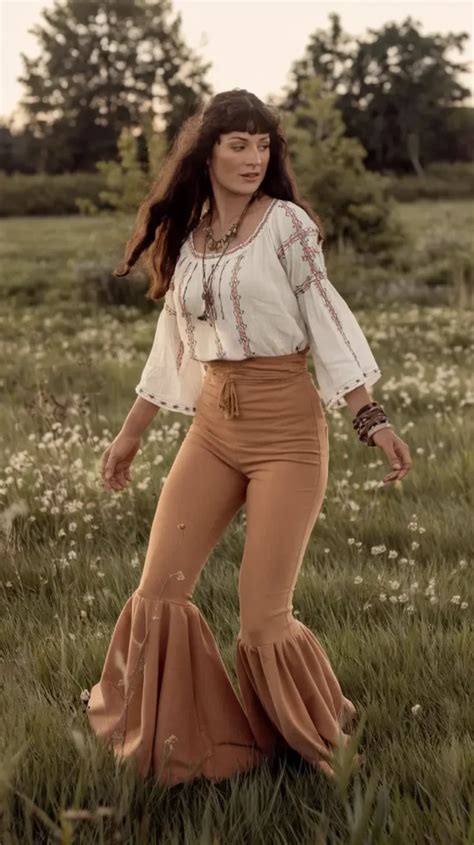 45 Casual 70s Party Outfits For Ladies Retro Fashion Thats Always In