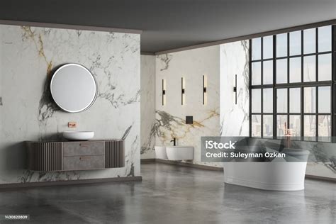 Kamar Mandi Mewah Modern Dinding Marmer Putih Bak Mandi Lantai Beton