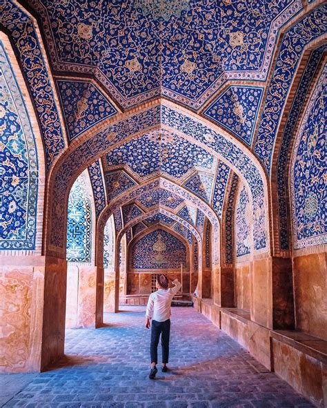 Pin by Saeedeh Rashid on Art and architecture | Iran travel, Mosque ...