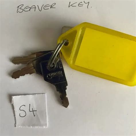 Beaver Vending Machine S4 Key Rb16 Northern Sweet Toy Capsule Vendor