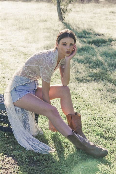 Meika Woollard Model Portfolio Shoot — Stefaniemphoto