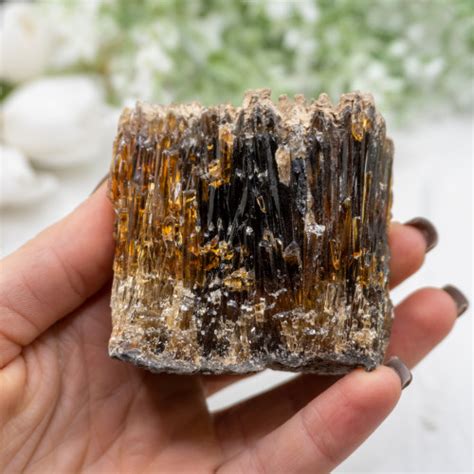 Amber Calcite Meanings And Crystal Properties The Crystal Council