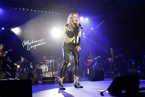 Mackenzie Carpenter Playing Special Set On The Beach In Buffalo