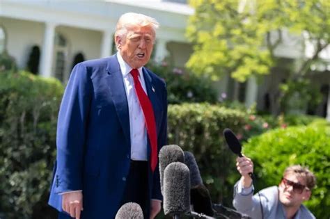 ترامپ شاید ویتکاف یا جی‌دی ونس را برای گفت‌و‌گو با مقامات ایران بفرستم