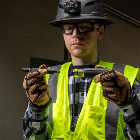 Klein Tools 32910 Impact Driver 7 In 1 Sae Impact Socket Set With Han — Contractor Tool Supply