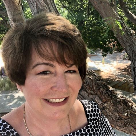 Kim Murphy Linkedin