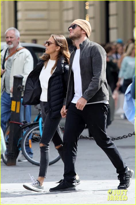 Scott Eastwood And Maddie Serviente Enjoy A Romantic Day Out In Florence Photo 4293116 Photos