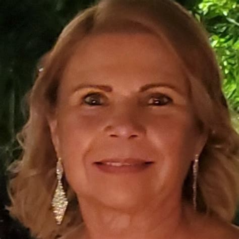 Maritza Ramirez Hollywood Fl Real Estate Associate Remax 5 Star Realty