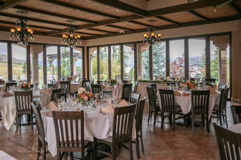 Weddings Tsillan Cellars