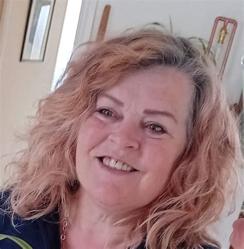 Historical Romance Cracks Beneath The Surface A Titanic Novel By Laura Mccrum Bookbuzz