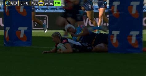 Emma Manzelmann Try 6th Minute